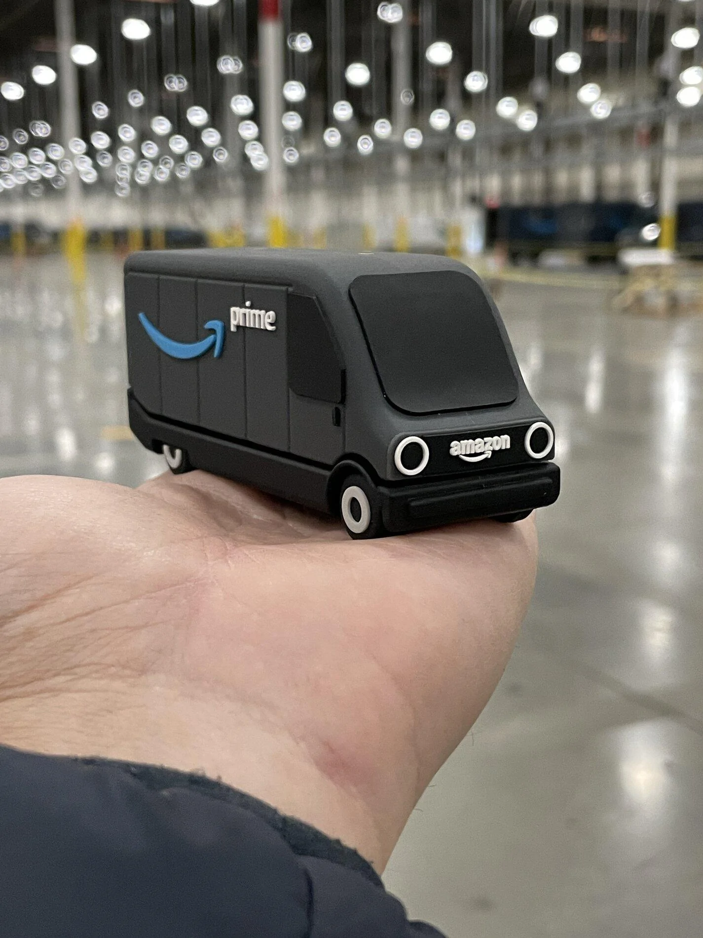Rivian Delivery Van in my hands | Rivian Forum - R1T R1S R2 R3 News ...