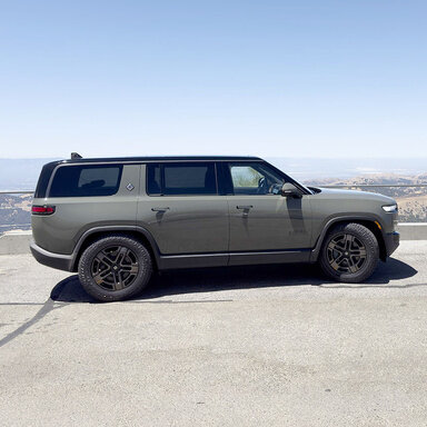 Rivian Patents Front Bumper with a Winch (Fairlead) | Page 4 | Rivian ...